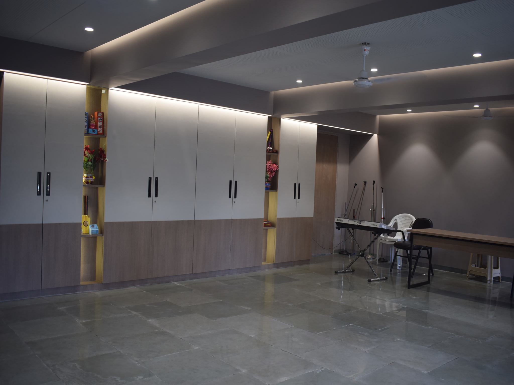 SBR Maheshwari Vidyapeeth – Surat